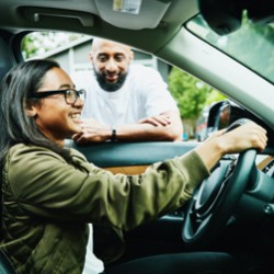 What teens should know before buying a car